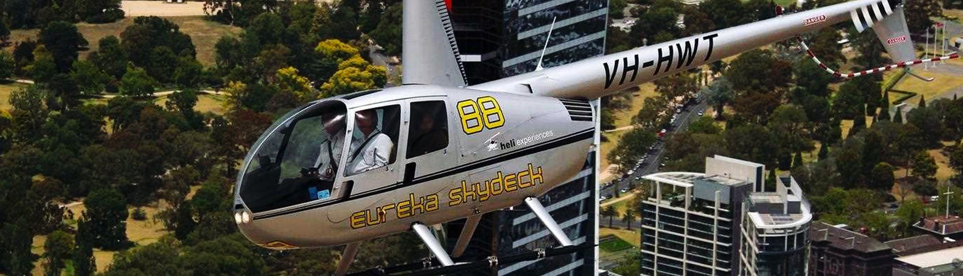 Helicopter Sightseeing Flight over Melbourne | GPexperiences