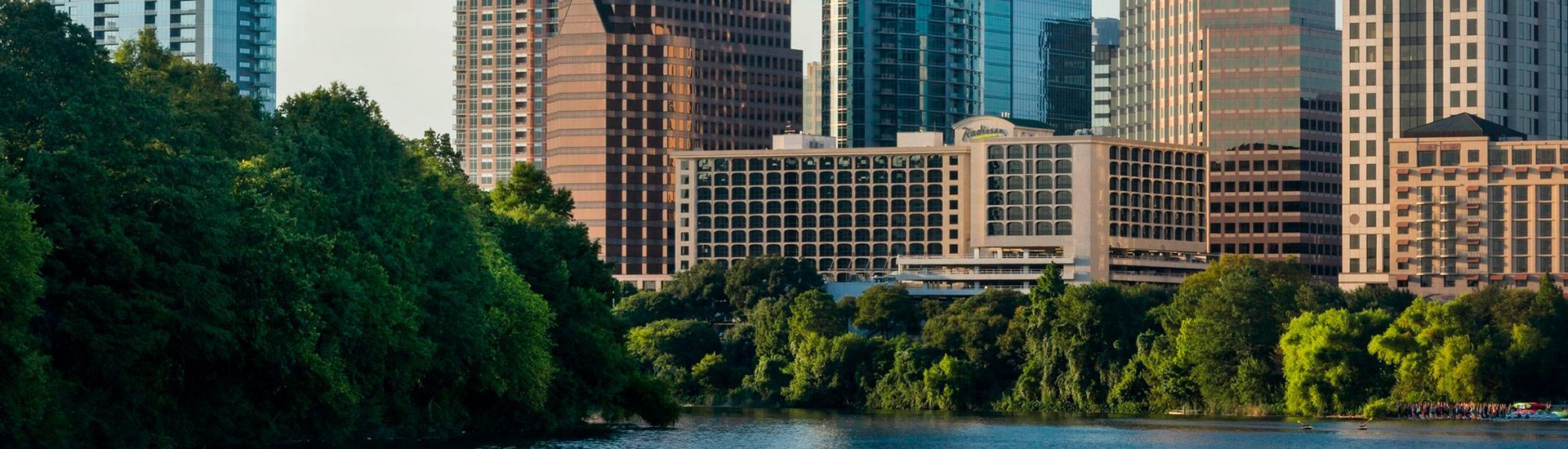 Radisson Austin - USA Grand Prix Hotel Rooms | GPexperiences